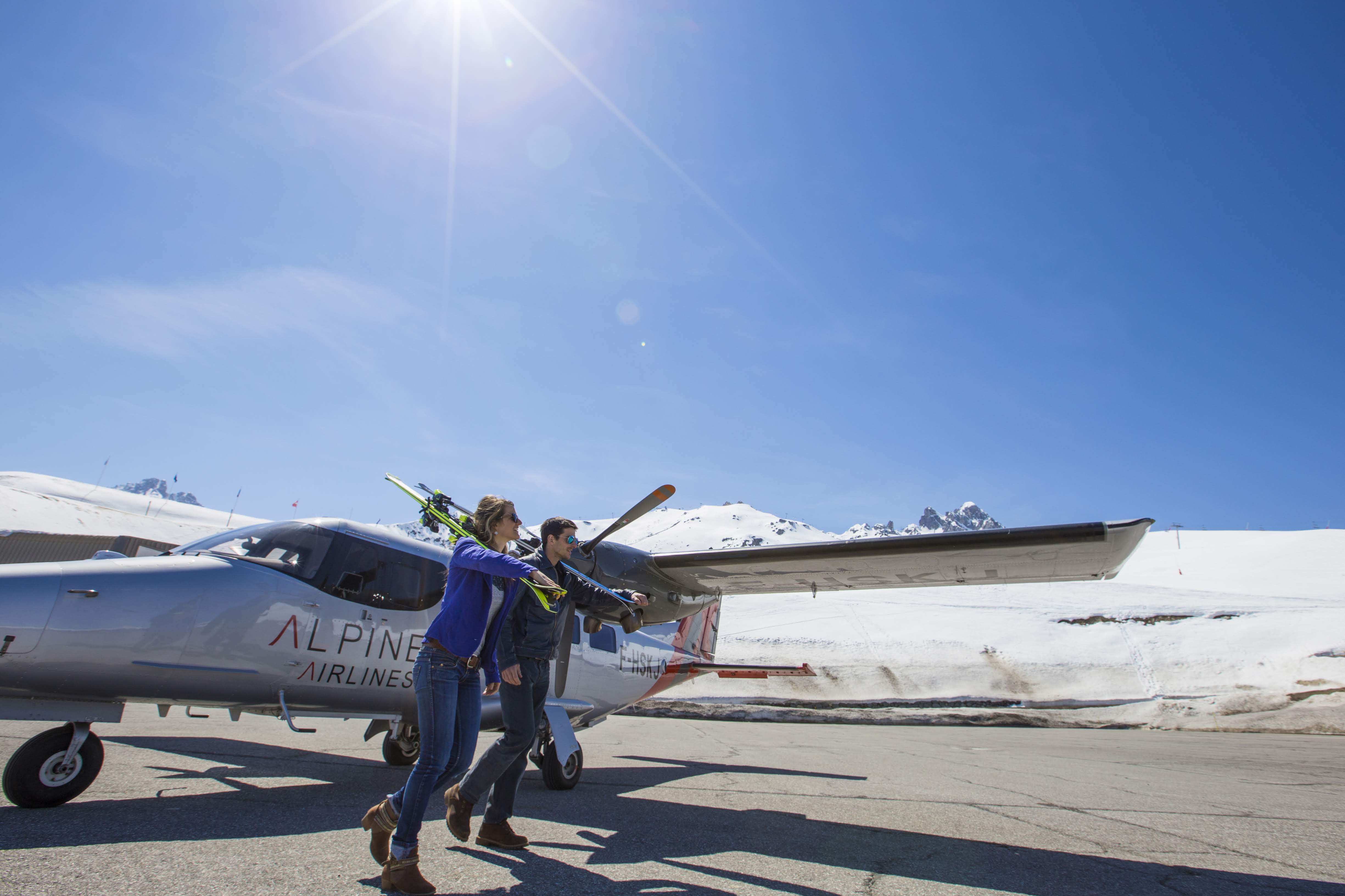 Pilatus PC12 | Altiport de Courchevel LFLJ - Alpine Airlines