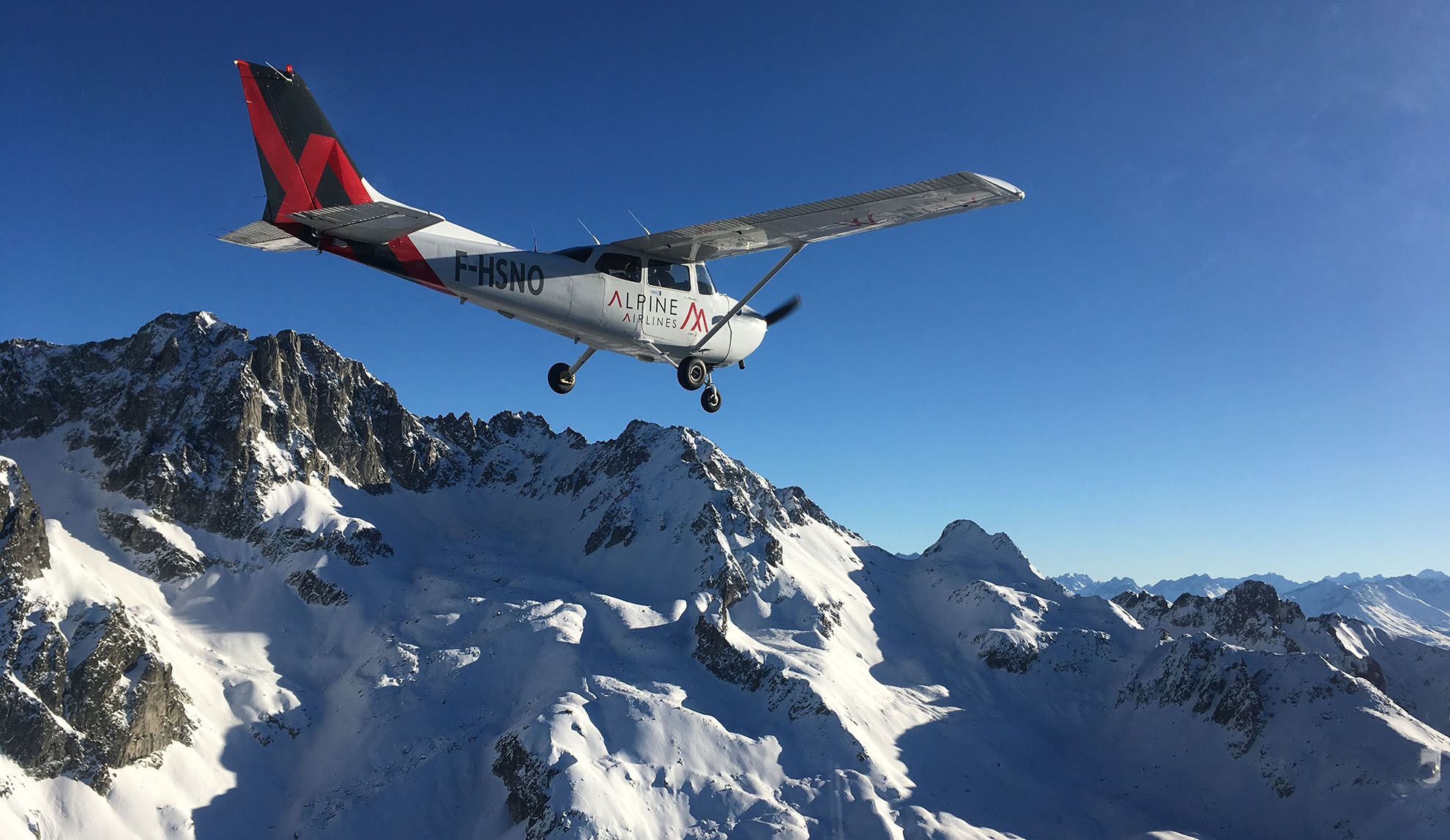 Scenic flights by plane, Massif du Mont Blanc - Alpine Airlines