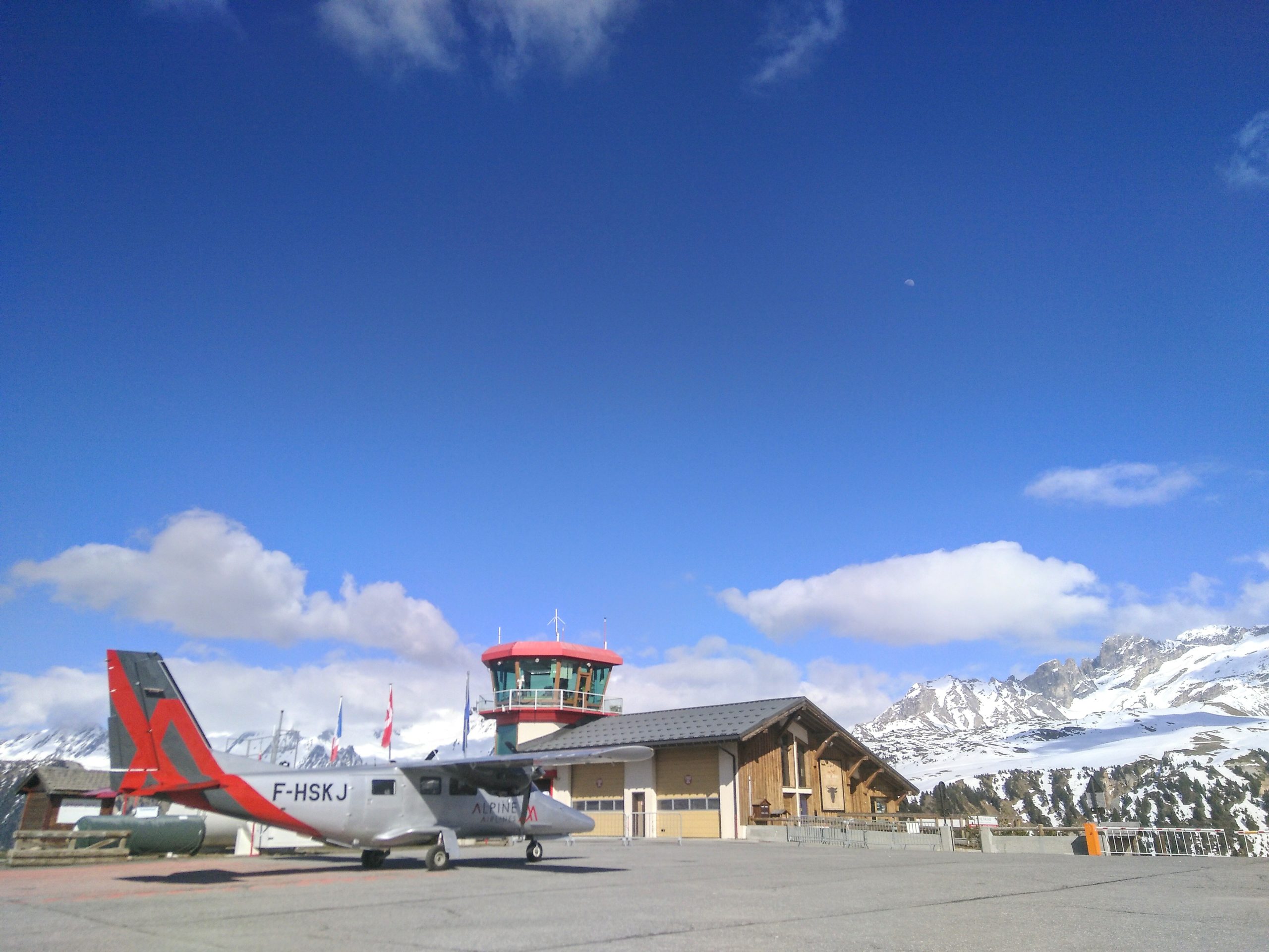 Qualification Altiport Courchevel & autorisation d'accès - Alpine Airlines